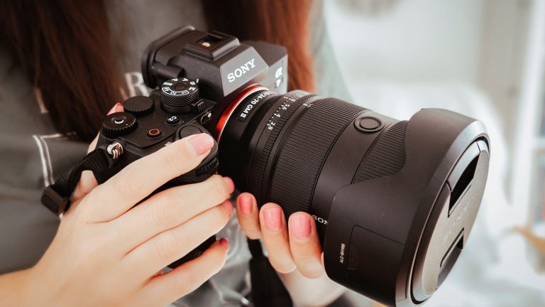 Cameras: Types and Uses - SimplExplainer