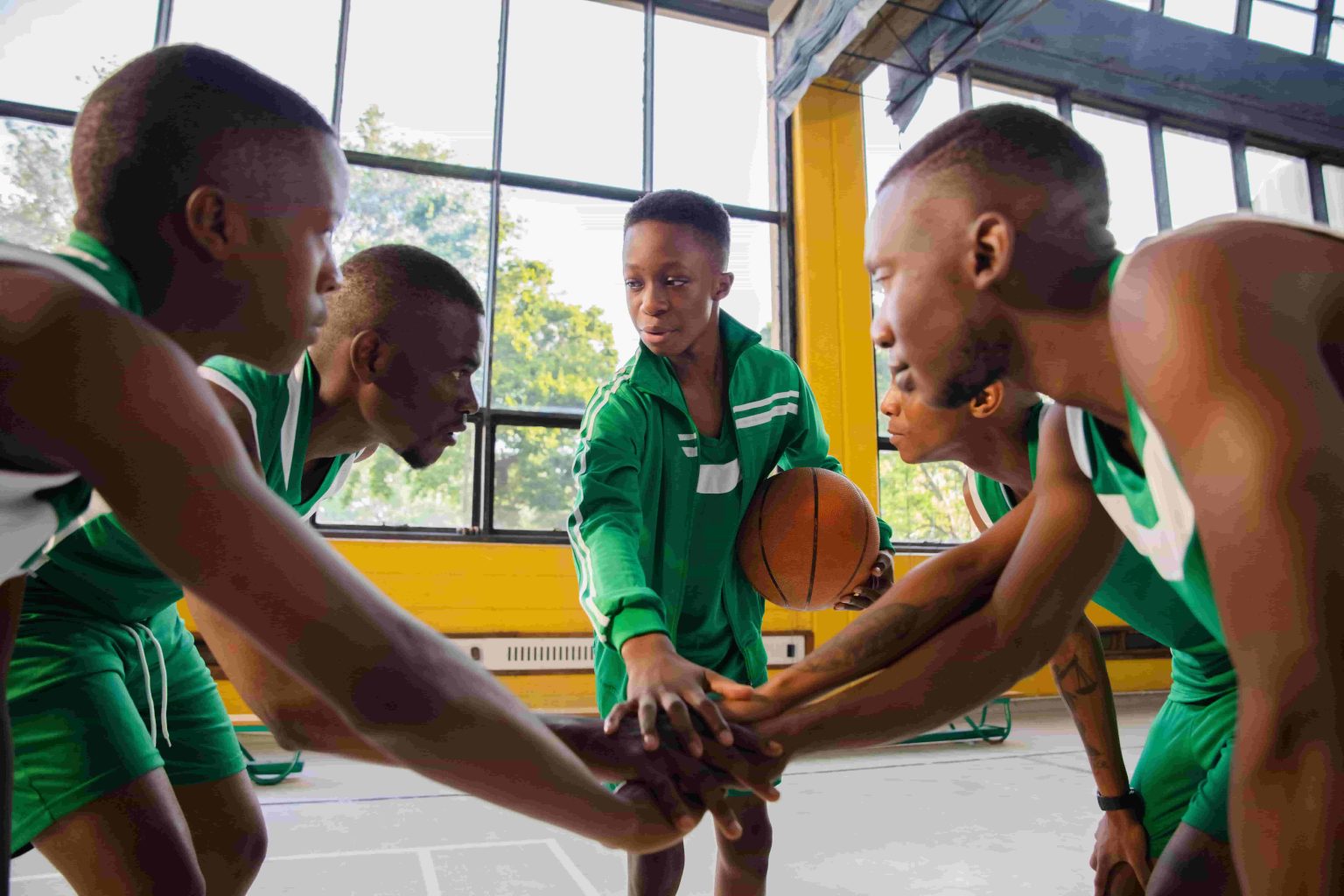 Understanding the Offside Rule in Football - SimplExplainer