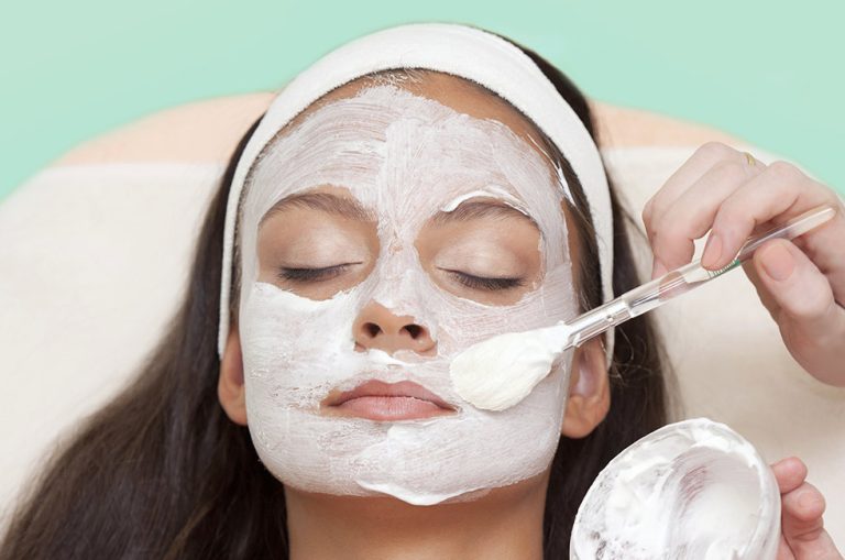 Excess Oil Production on the Skin: Causes, Effects, and Solutions ...